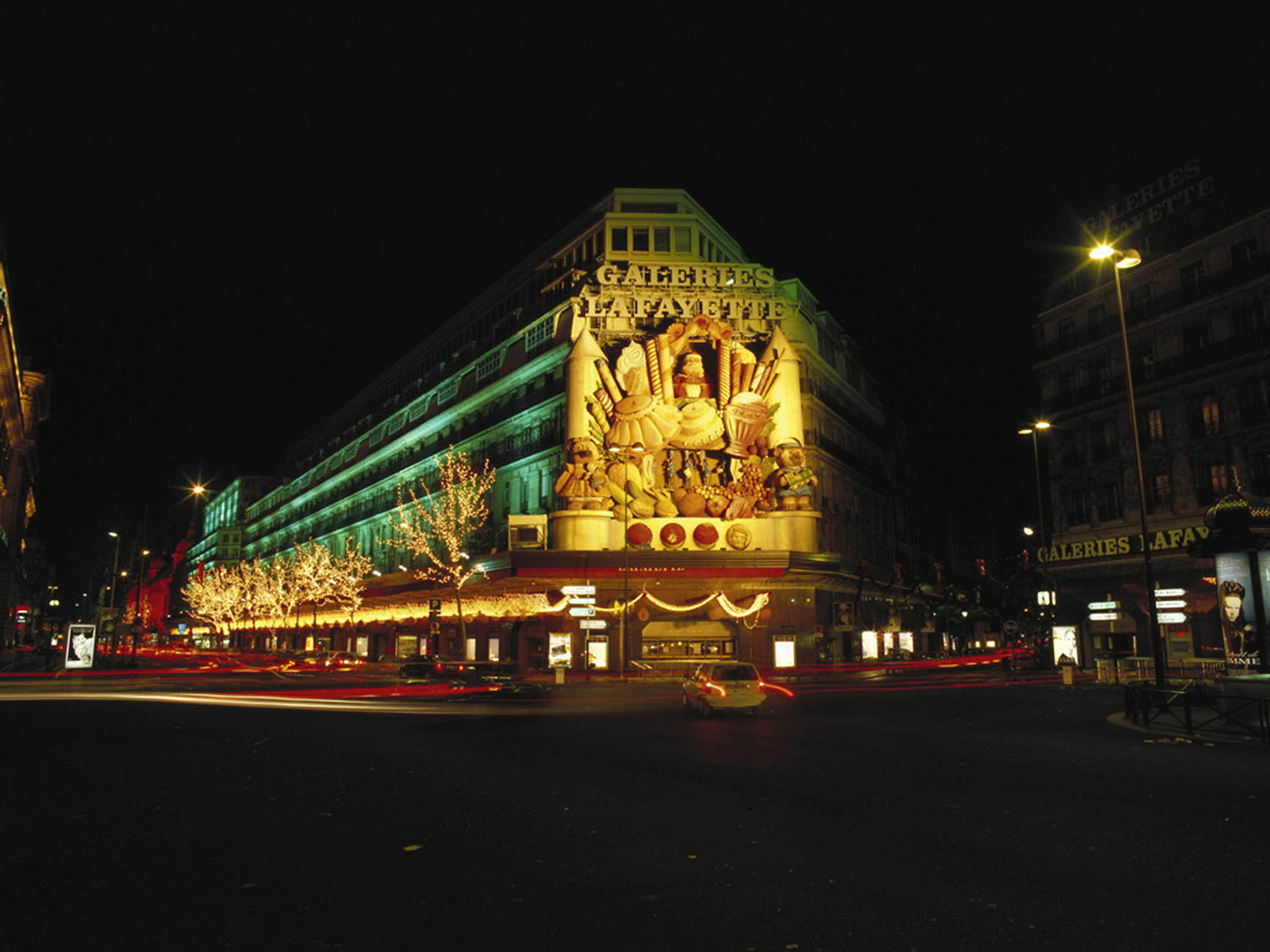 Hotel in PARIS - Mercure Paris Montmartre Sacré-Coeur Hotel Hotel in PARIS - Mercure Paris Montmartre Sacré-Coeur Hotel