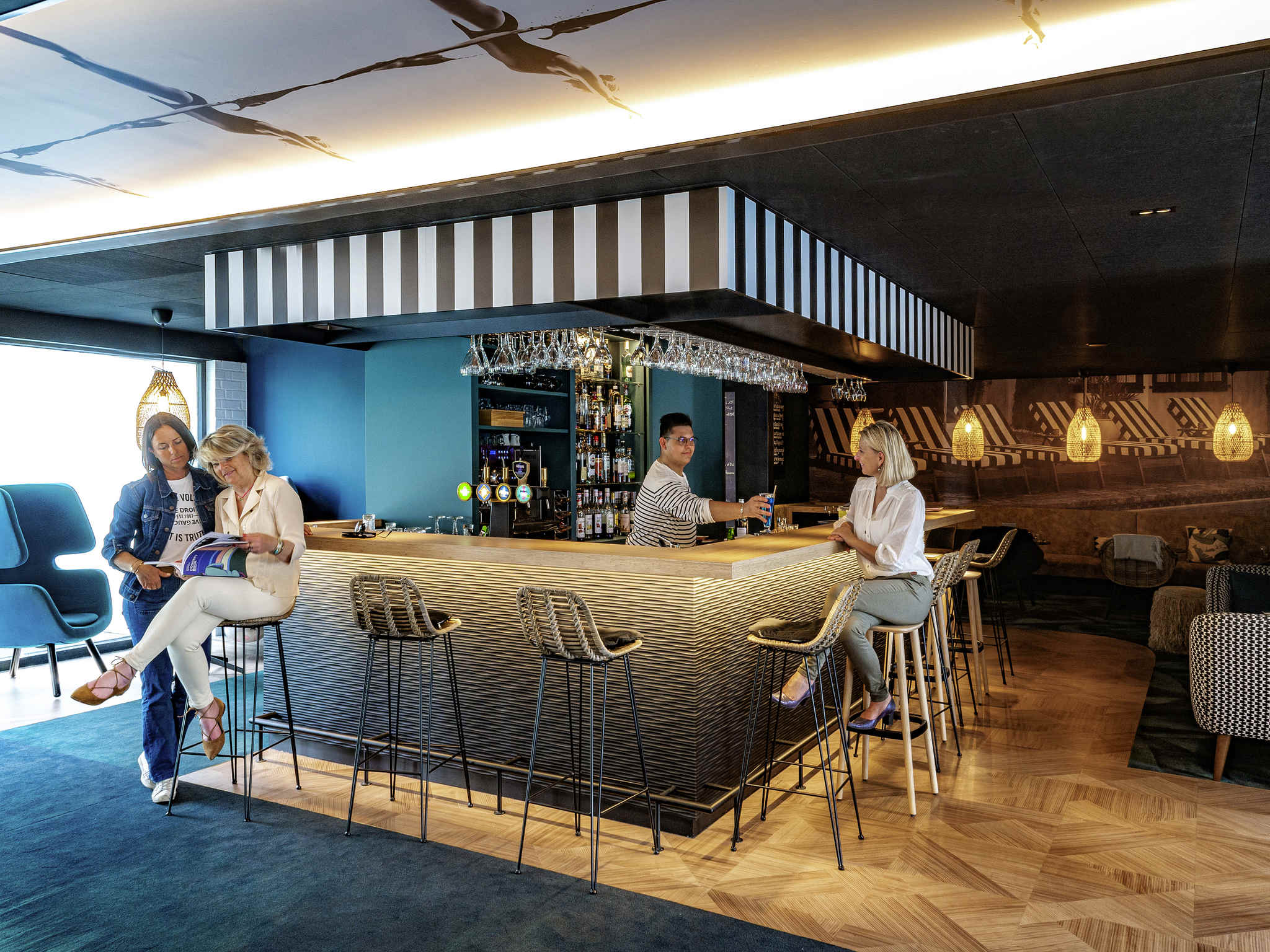 Family & and business hotel in Noyelles-Godault - Novotel Lens Noyelles ...