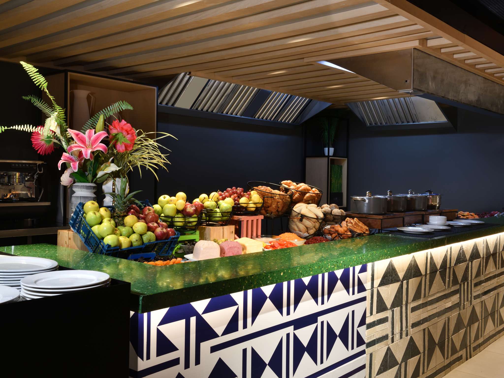 Ibis Styles Abidjan Plateau, Budget Hotel in Abidjan - ALL