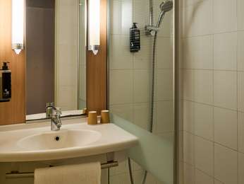 Ibis Paris La Défense Esplanade | Economy hotel La Défense ALL - ALL