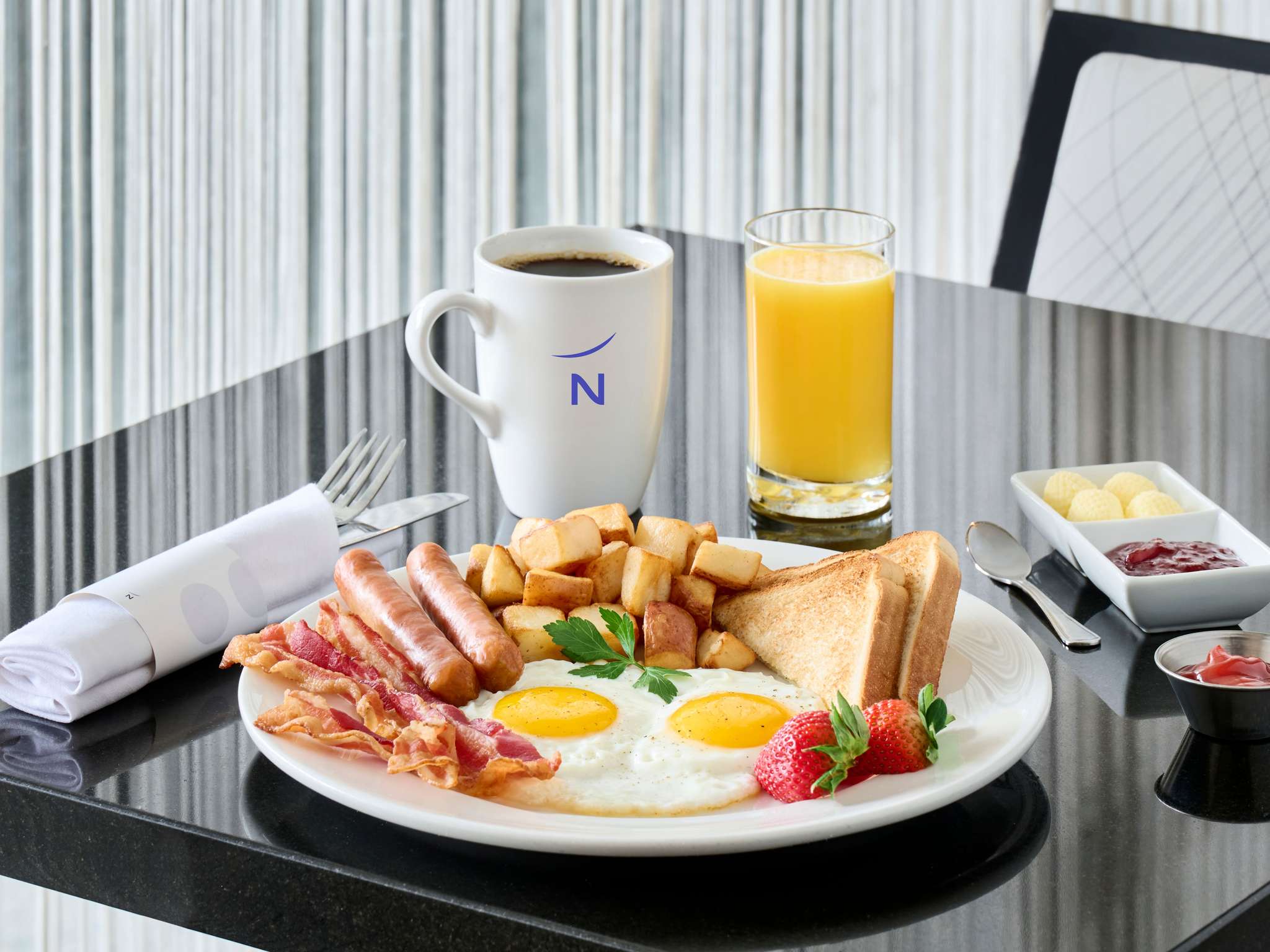 In the heart of North York with direct subway access | Novotel - ALL