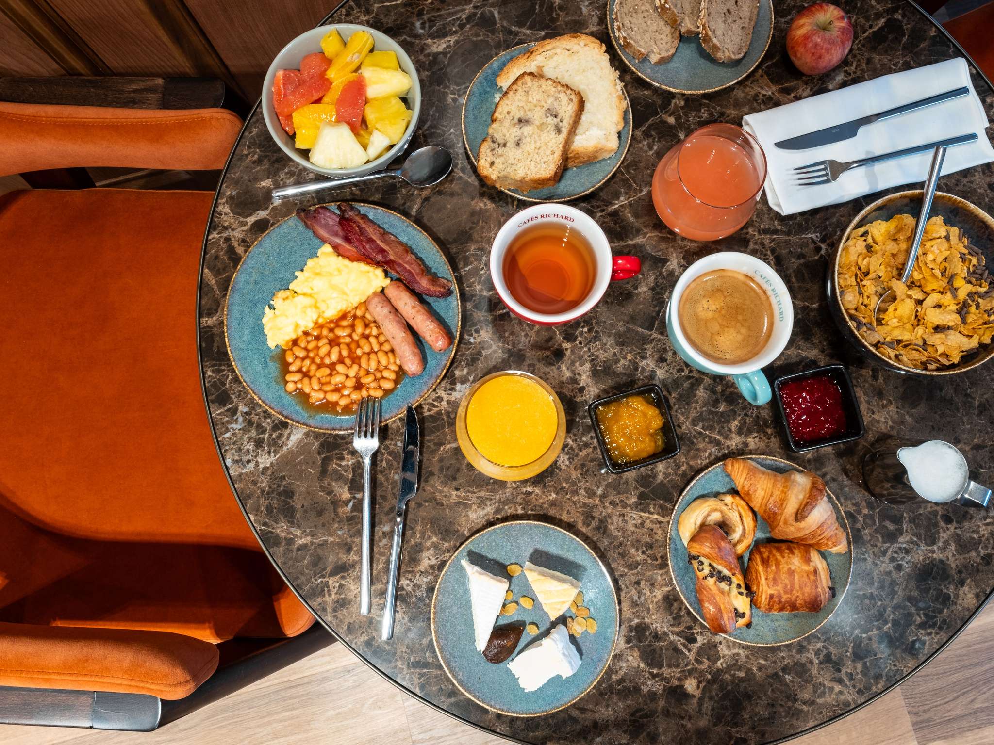 Mercure Omaha Beach Hotel - ALL