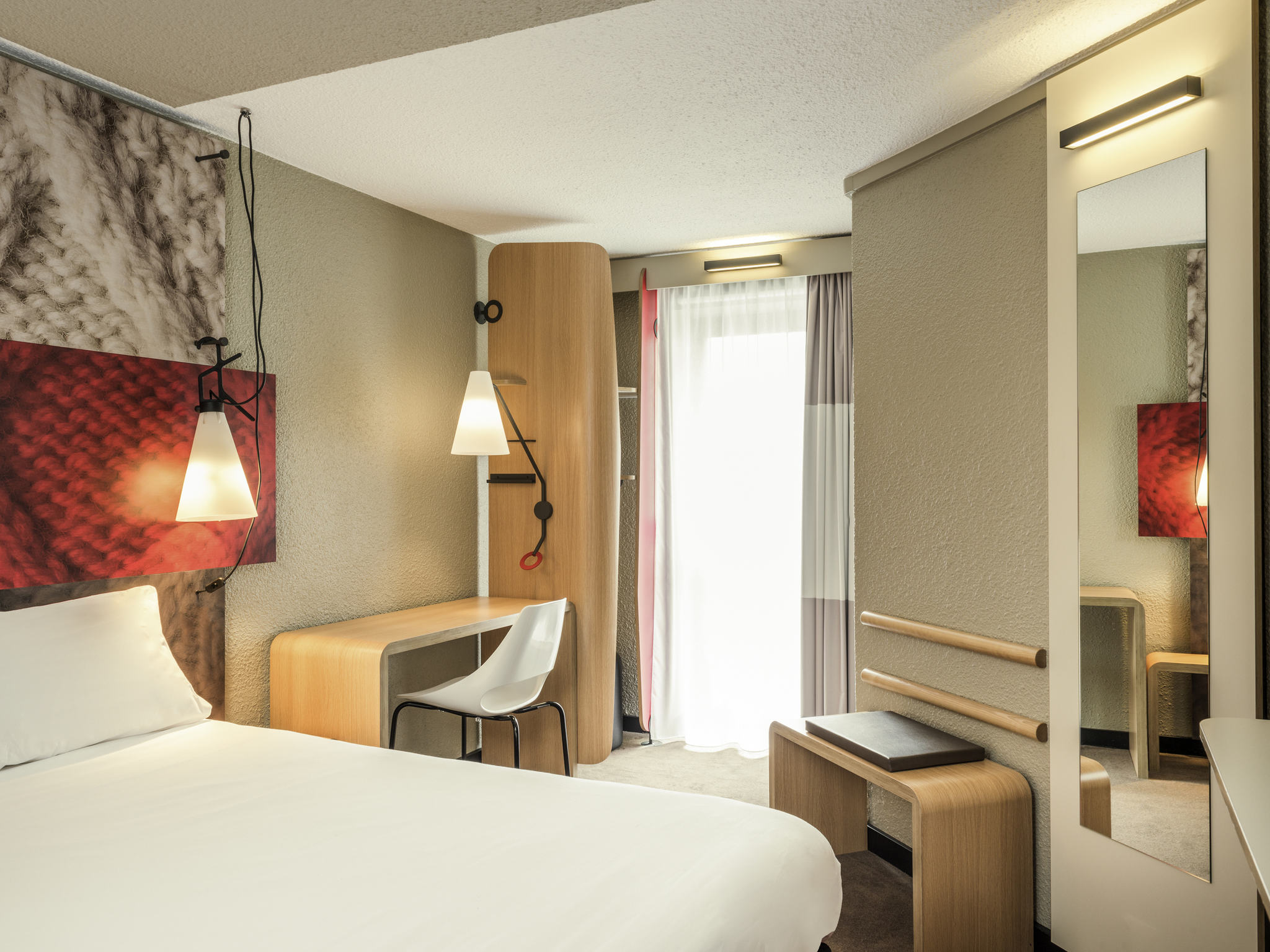 ibis Paris Gare Montparnasse 15th, 3 star LCAH hotel in Paris - ALL