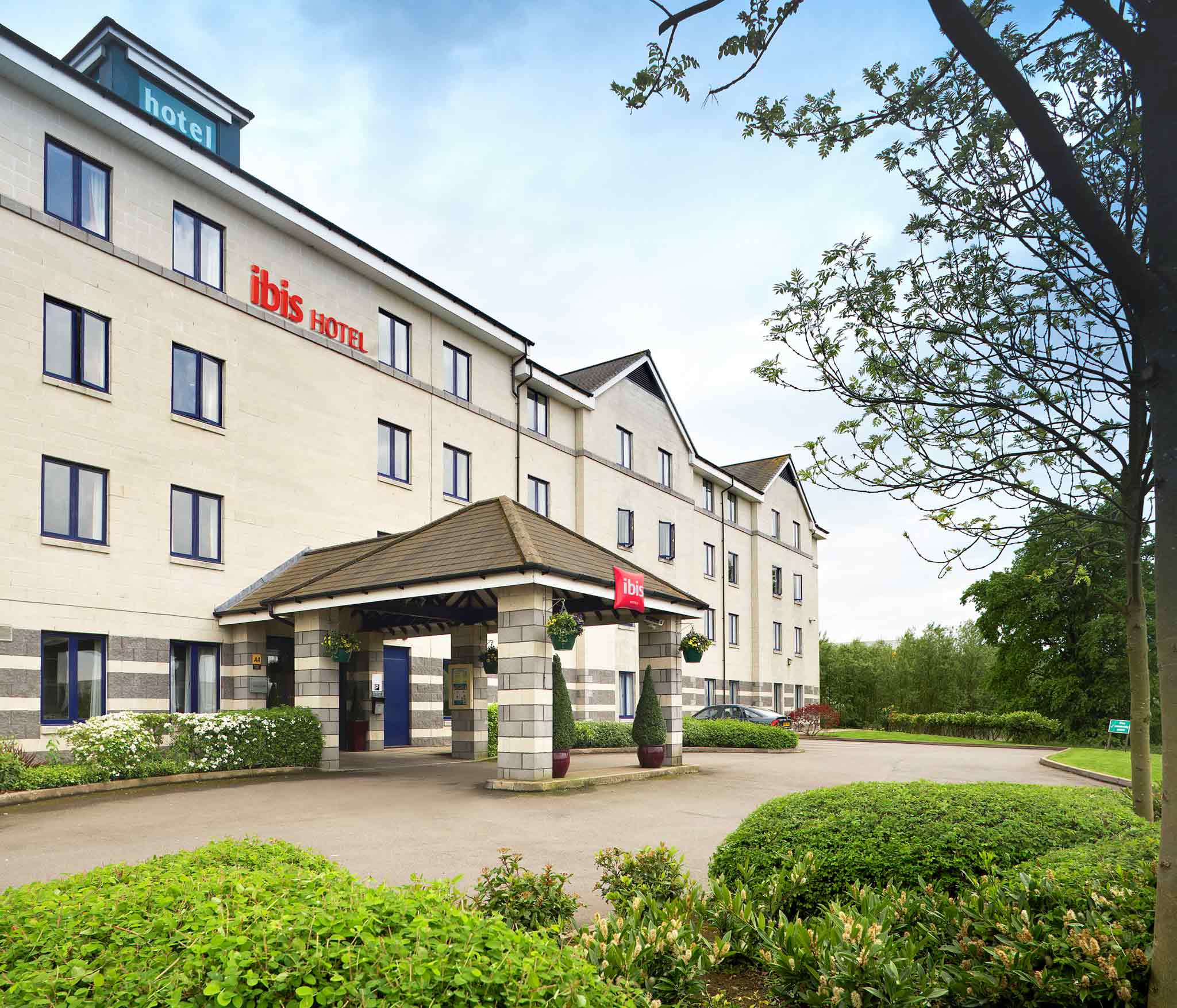 Ibis Rugby East | Well Equipped & Modern Hotel in Rugby - ALL