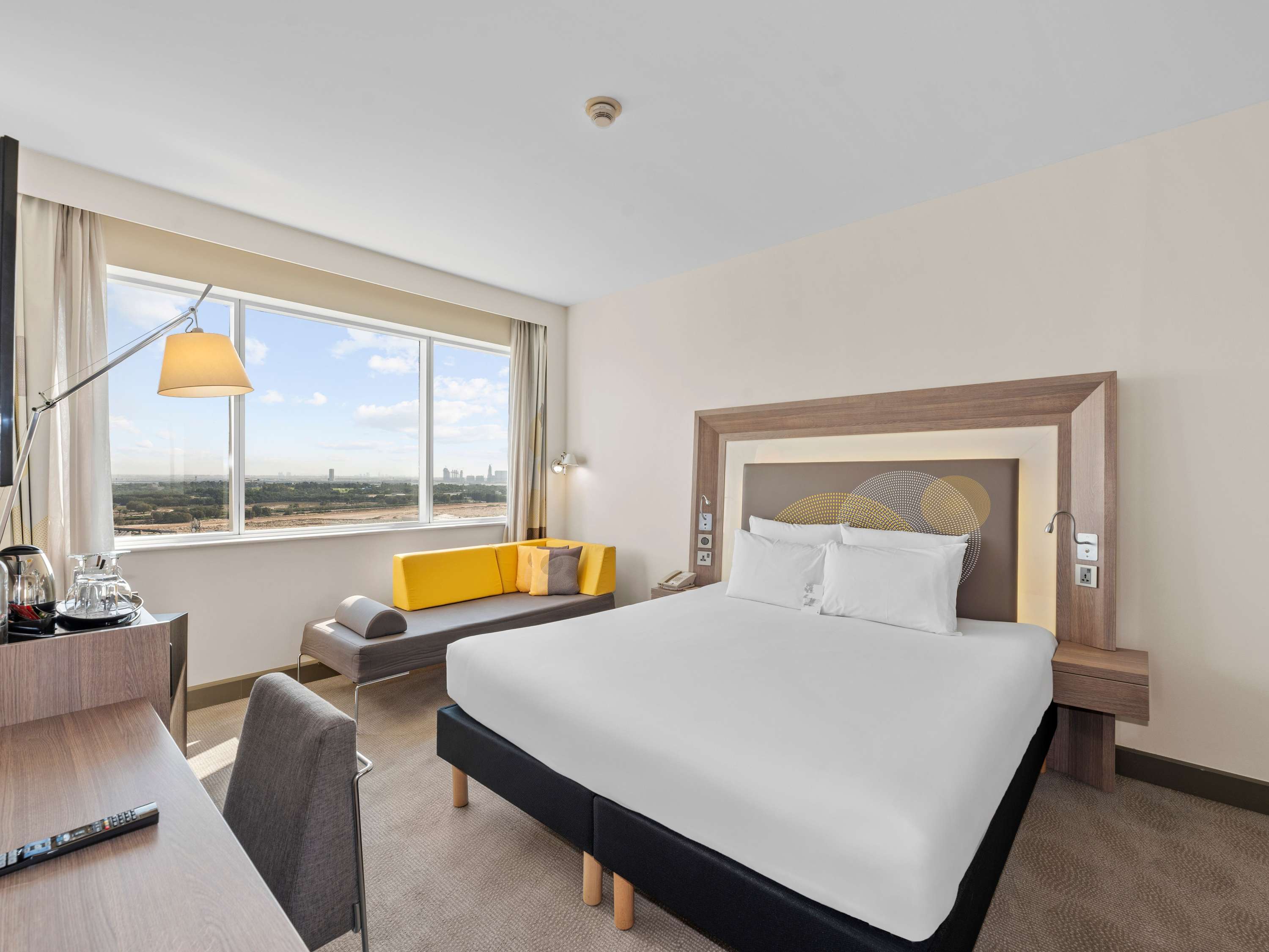 NOVOTEL World Trade Centre 4-Star Hotel | AccorHotels - ALL