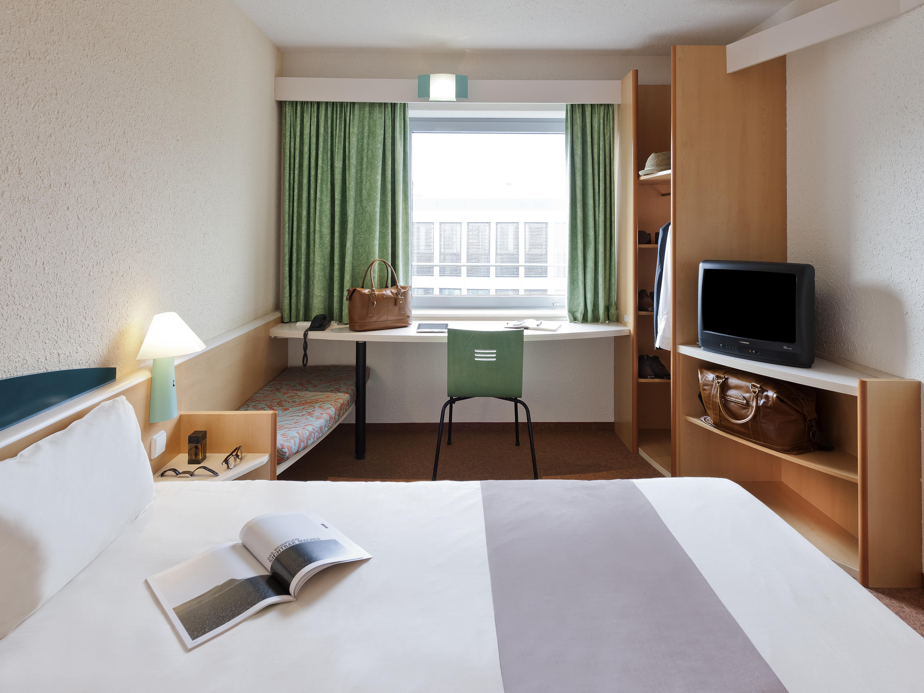 Hotel in ALCORCÓN - Book this economic ibis hotel in Alcorcón - ALL