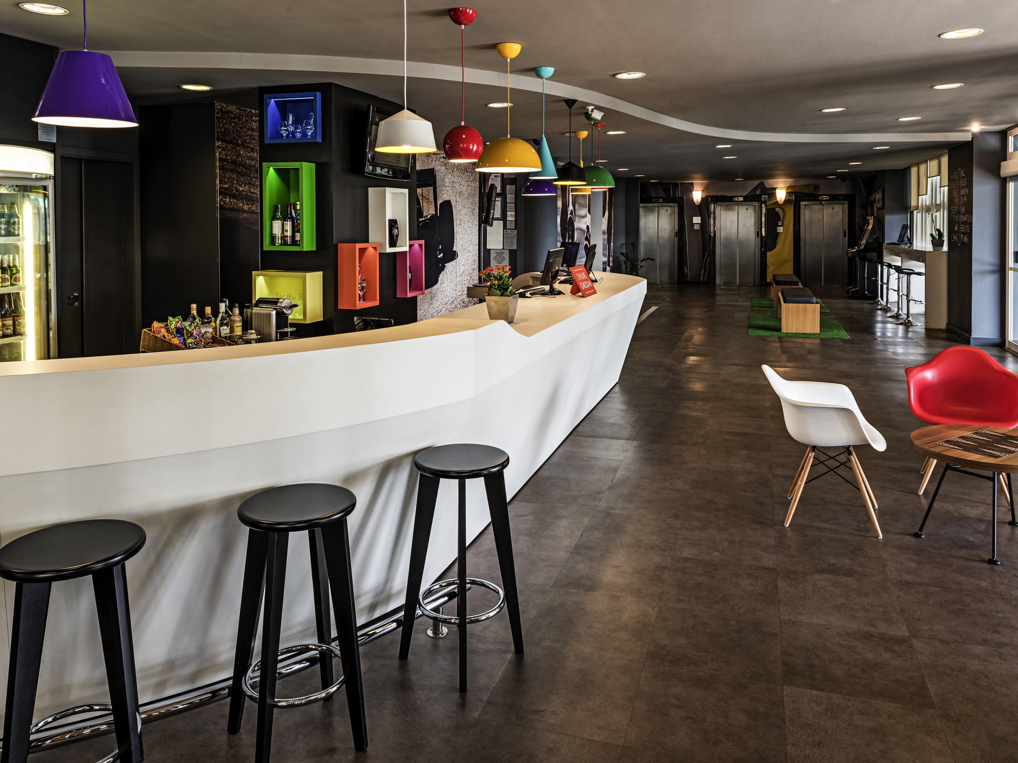 Vibrant, modern and low-cost hotel in Interlagos | ibis - ALL