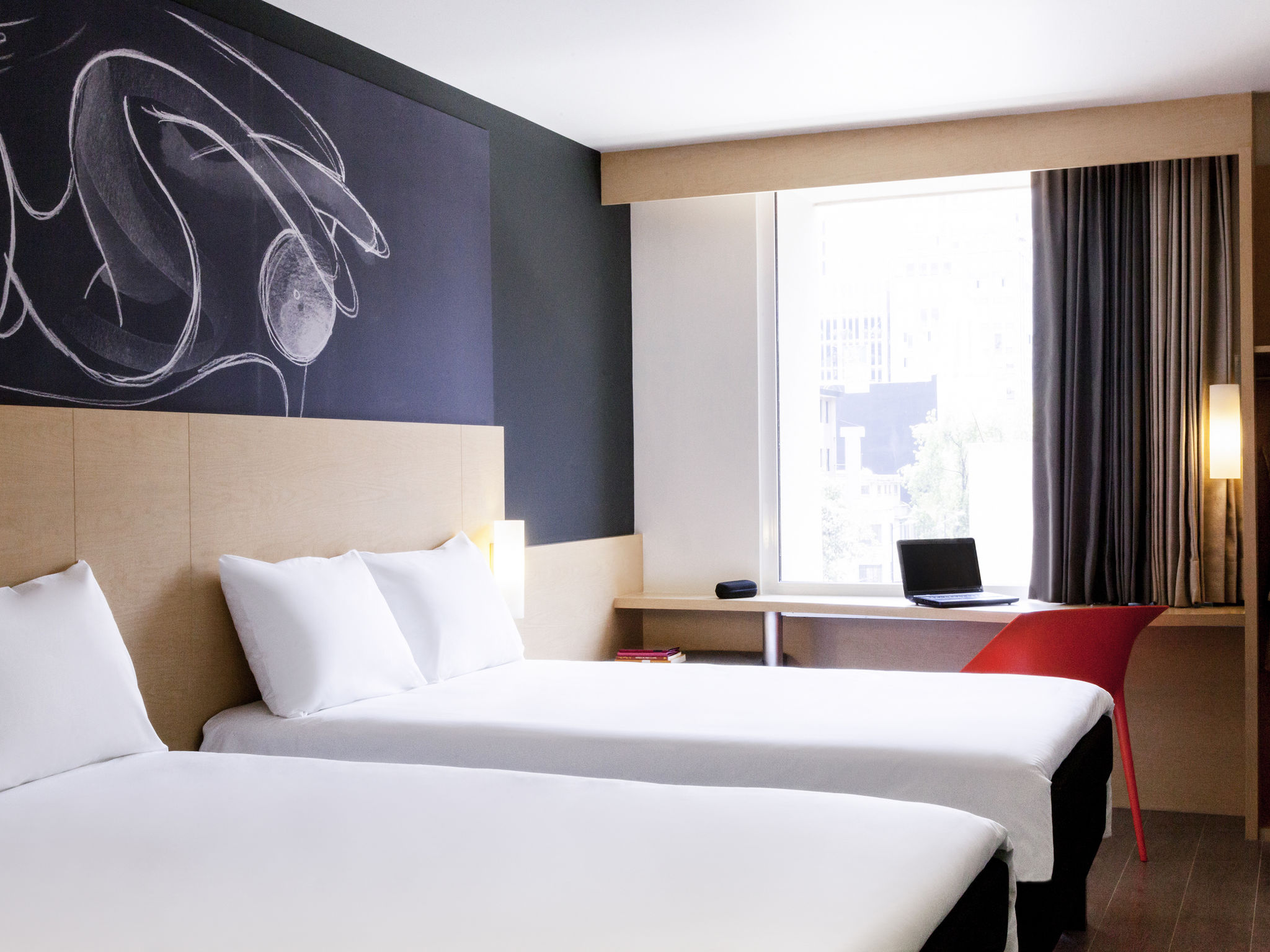 Hotel en Alameda | ibis - ALL