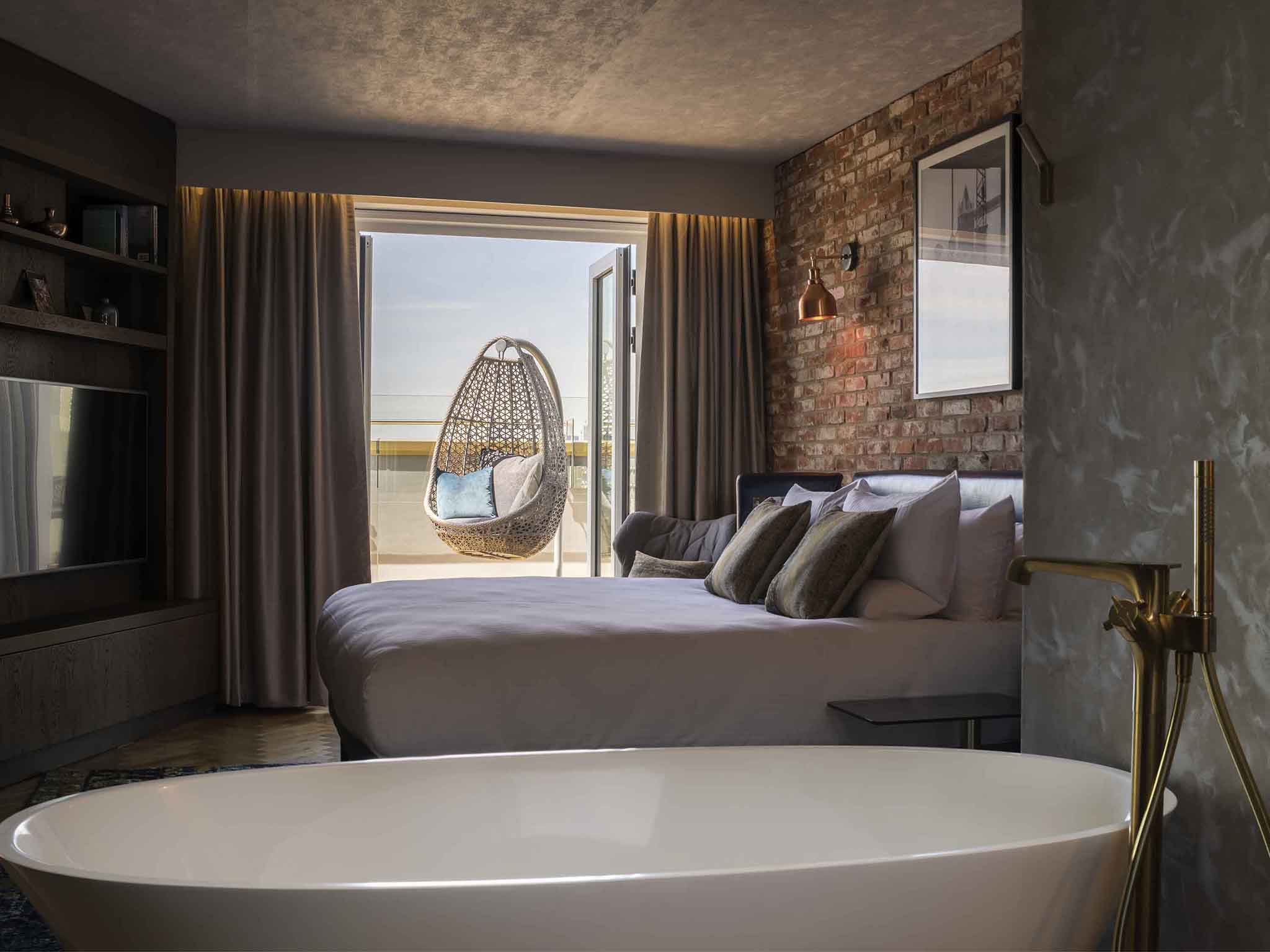 NOVOTEL LONDON CANARY WHARF - 4 star hotel - ALL - Accor Hotels - ALL