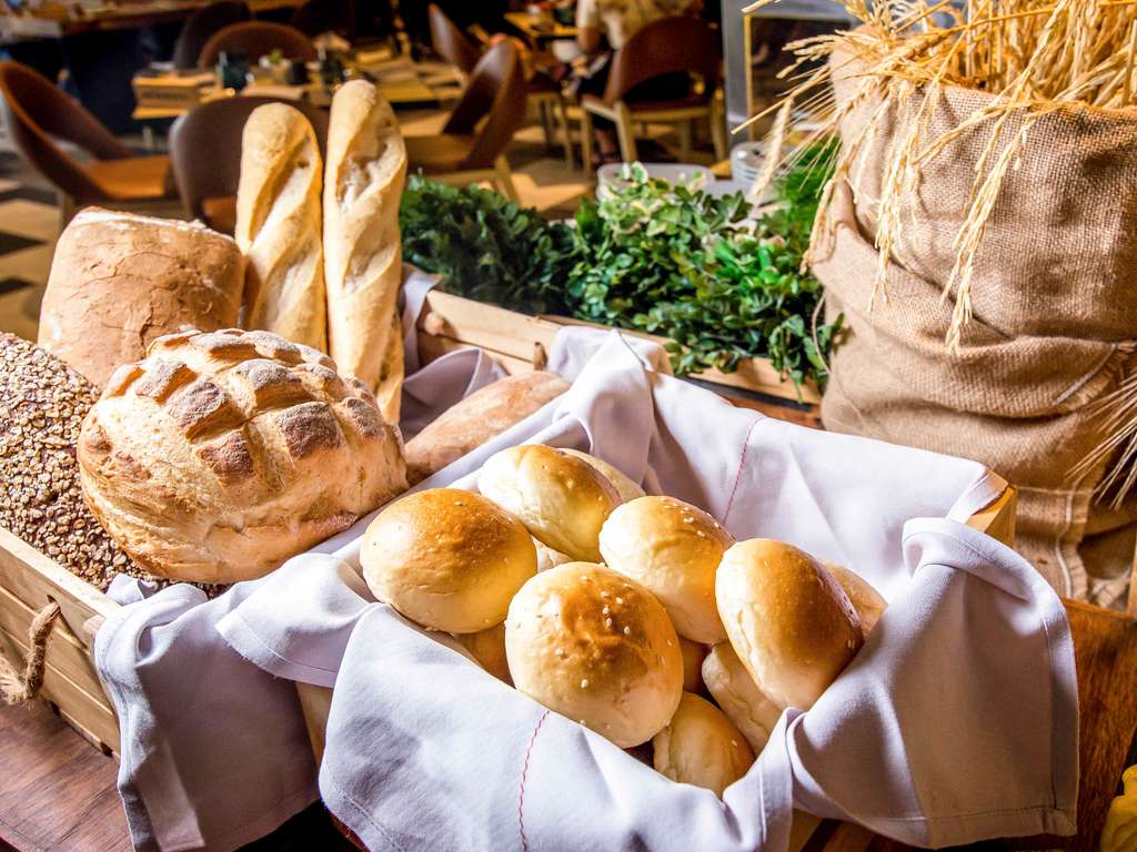 food-exchange-bangkok-restaurants-by-accorhotels
