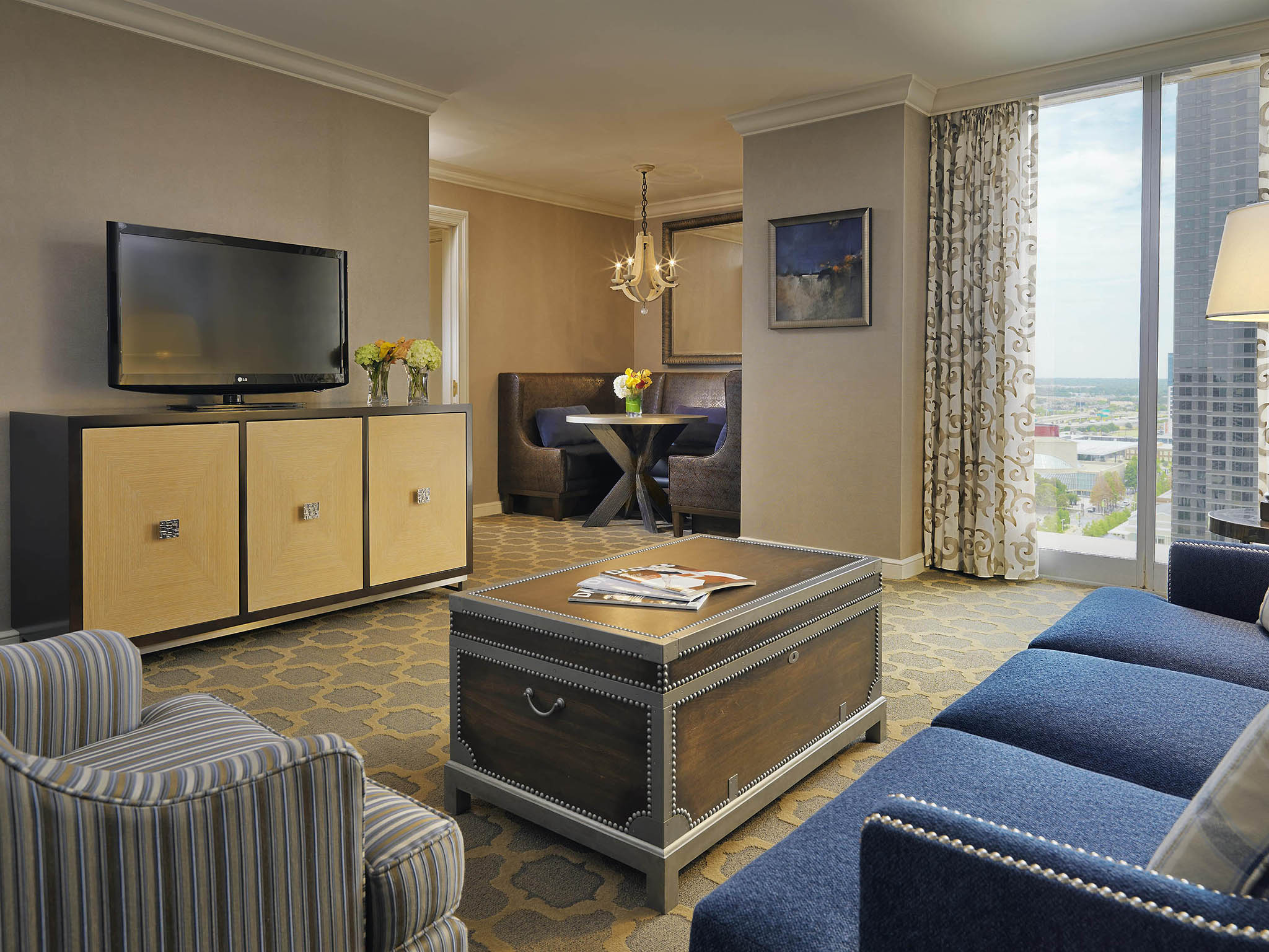 Hotel in Dallas - Fairmont Dallas - AccorHotels