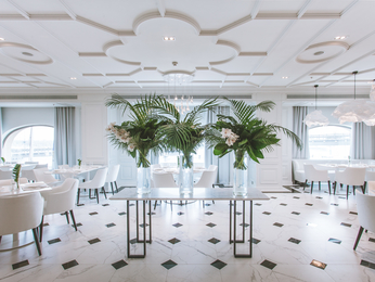 Five-star Fairmont Grand Hotel - Kiev in the city center - ALL
