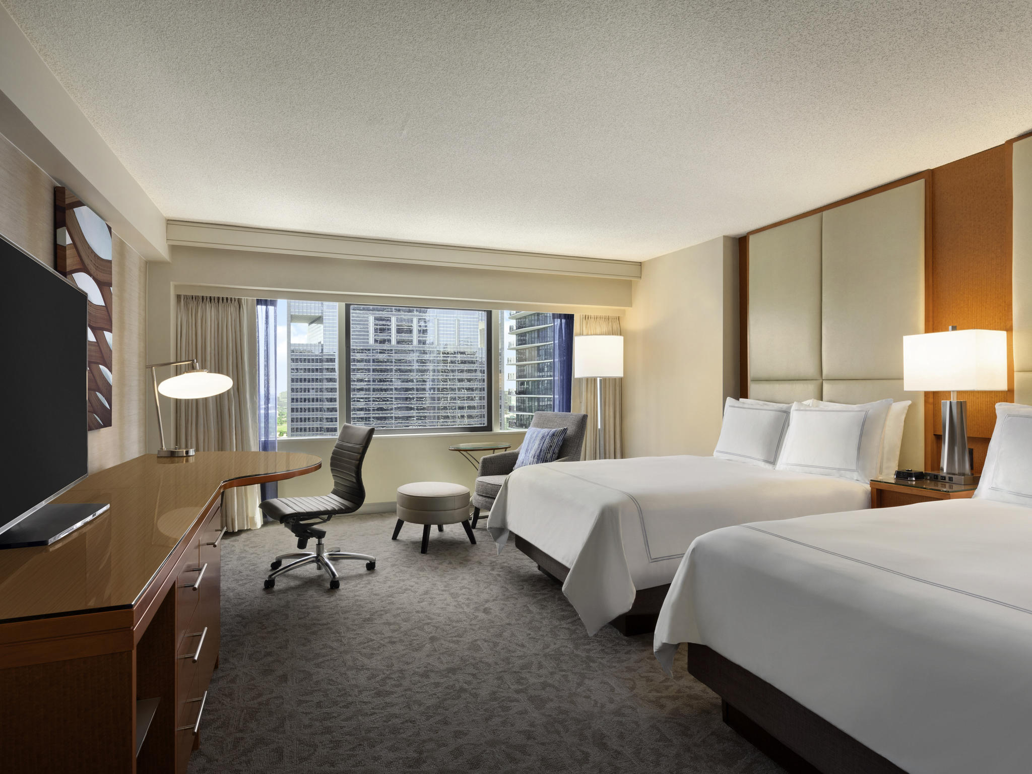 Chicago Swissotel - Luxury Hotel in Chicago | ALL - ALL