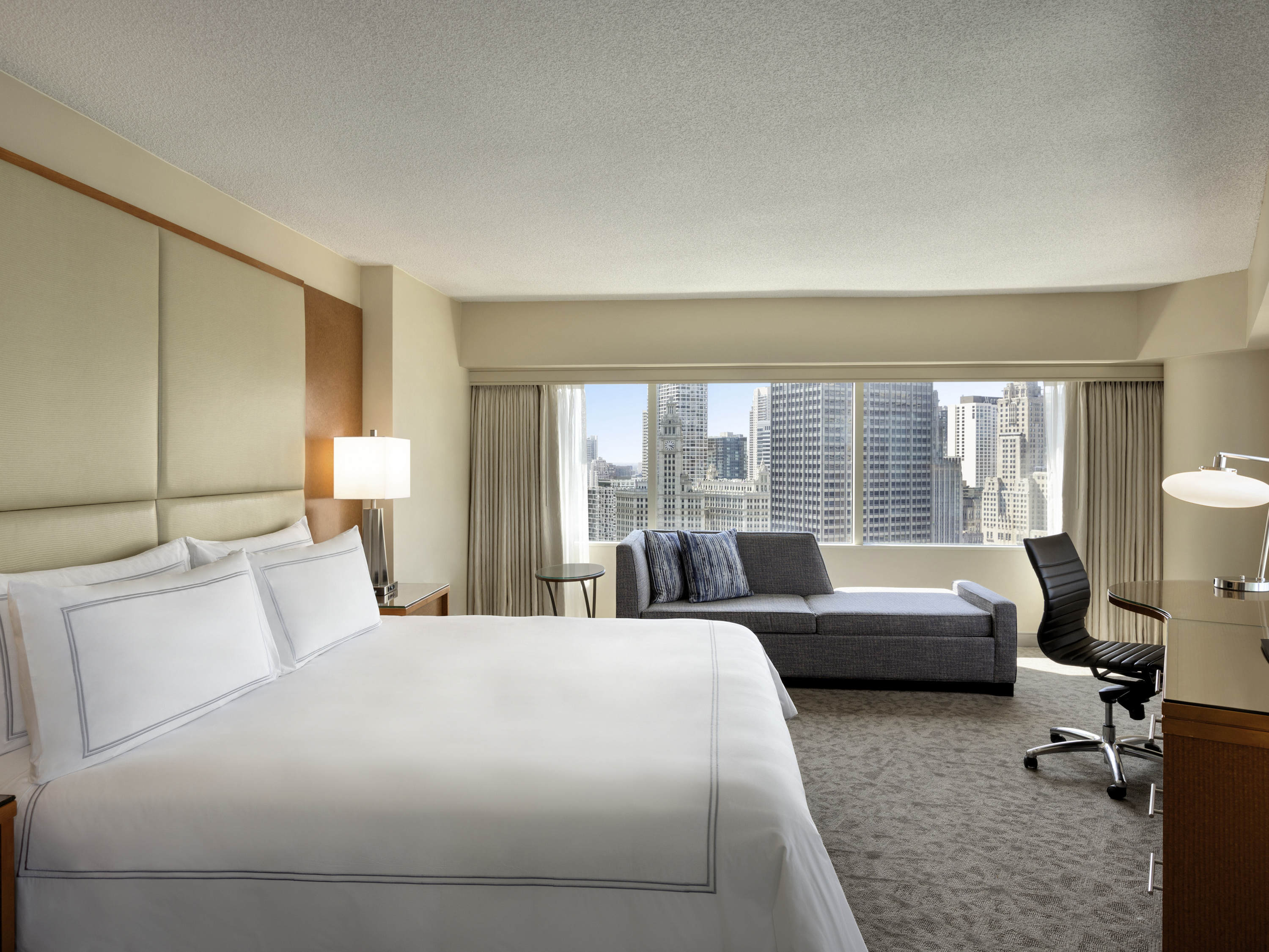 Chicago Swissotel - Luxury Hotel in Chicago | ALL - ALL