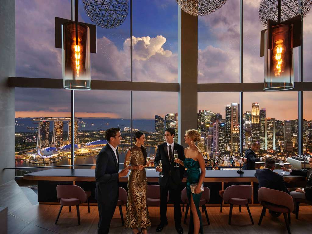 SKAI Restaurant | Exceptional View - Accor Live Limitless