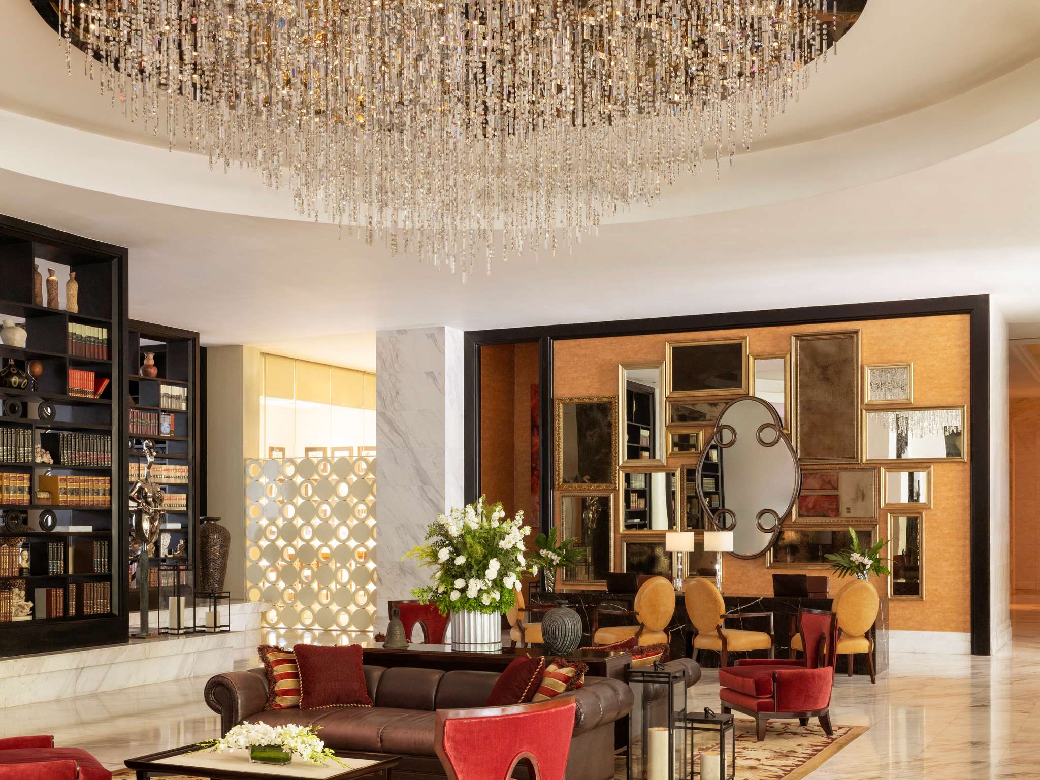 Raffles Makati - Luxury Hotel in Makati | ALL - ALL