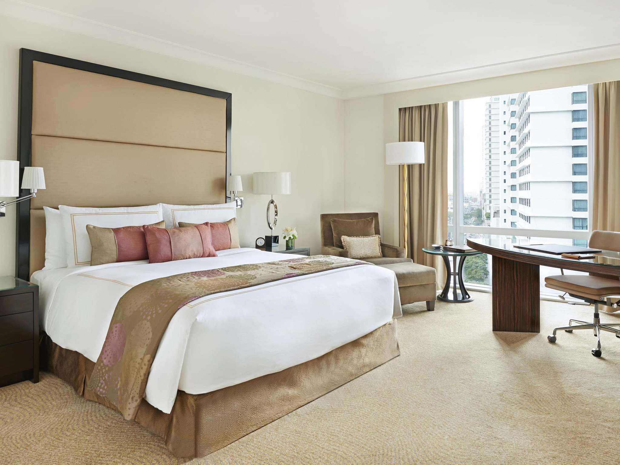 Fairmont Makati - 5 star Hotel in Makati City | ALL - ALL