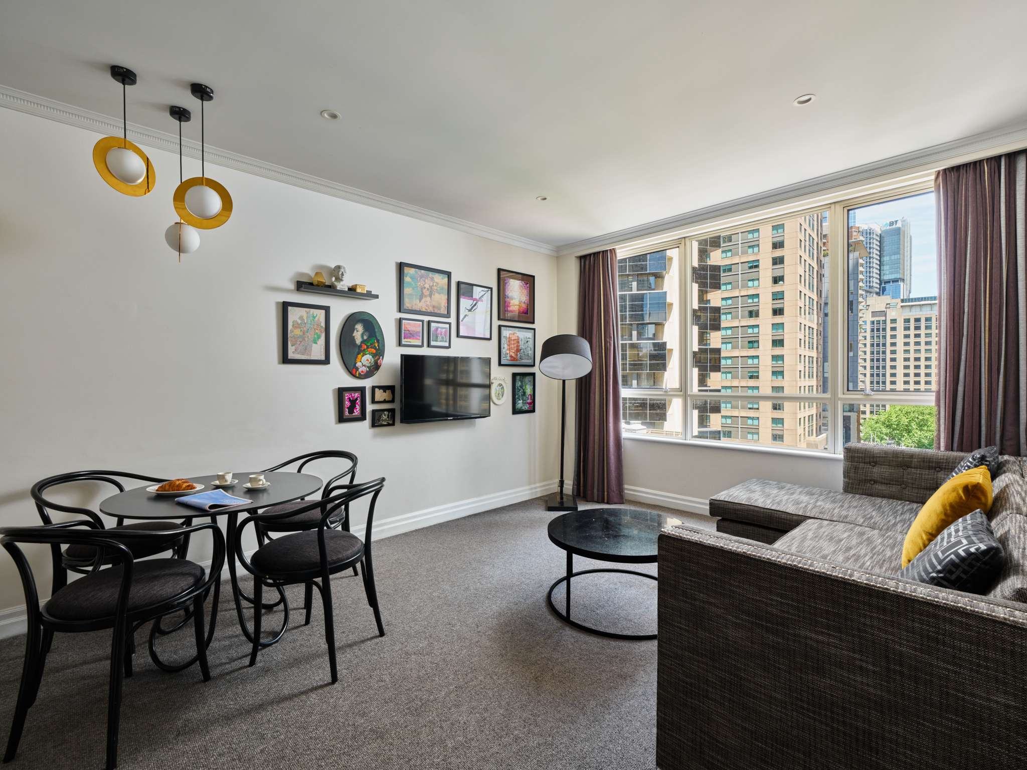 Mantra 2 Bond Street Sydney, Apartment Hotel in Sydney - ALL