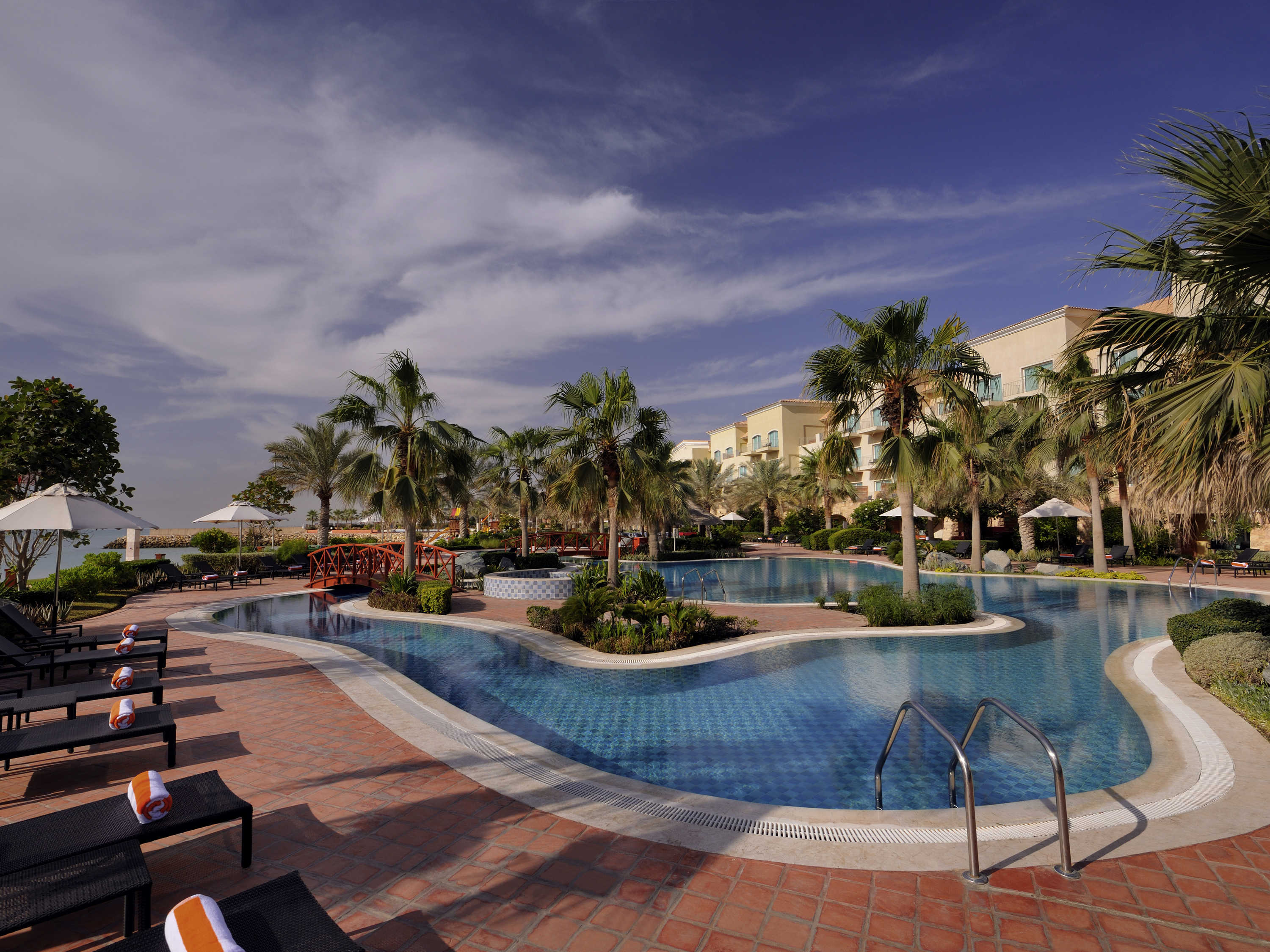 Mövenpick Hotel & Resort Al Bida'a Kuwait - ALL