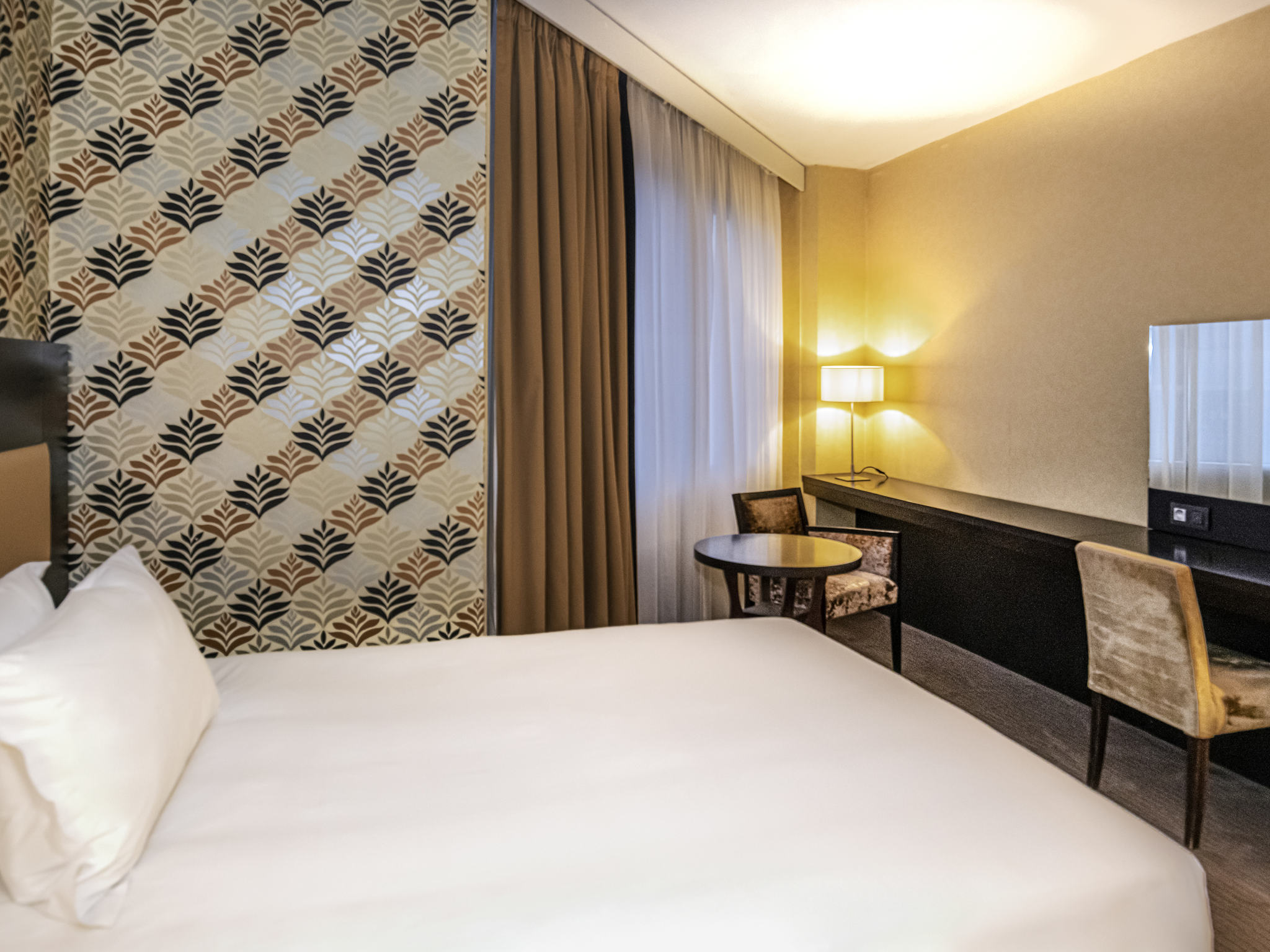 Hotel Antwerp: Mercure hotels for an event or a hotel room in Antwerp