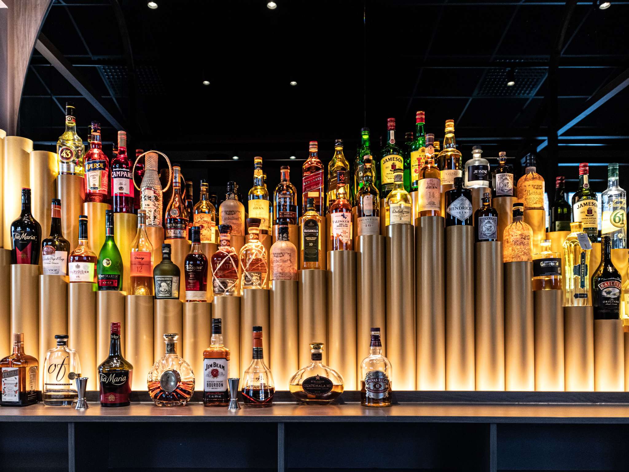 Mercure Liège City Centre: Next to river La Meuse - ALL