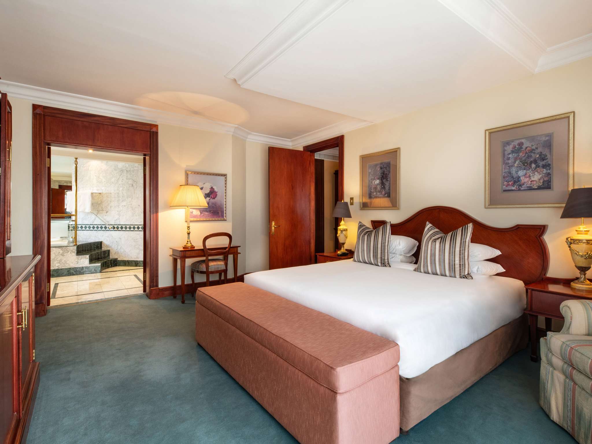 Movenpick Hotel Windhoek, Hotel in Windhoek - ALL