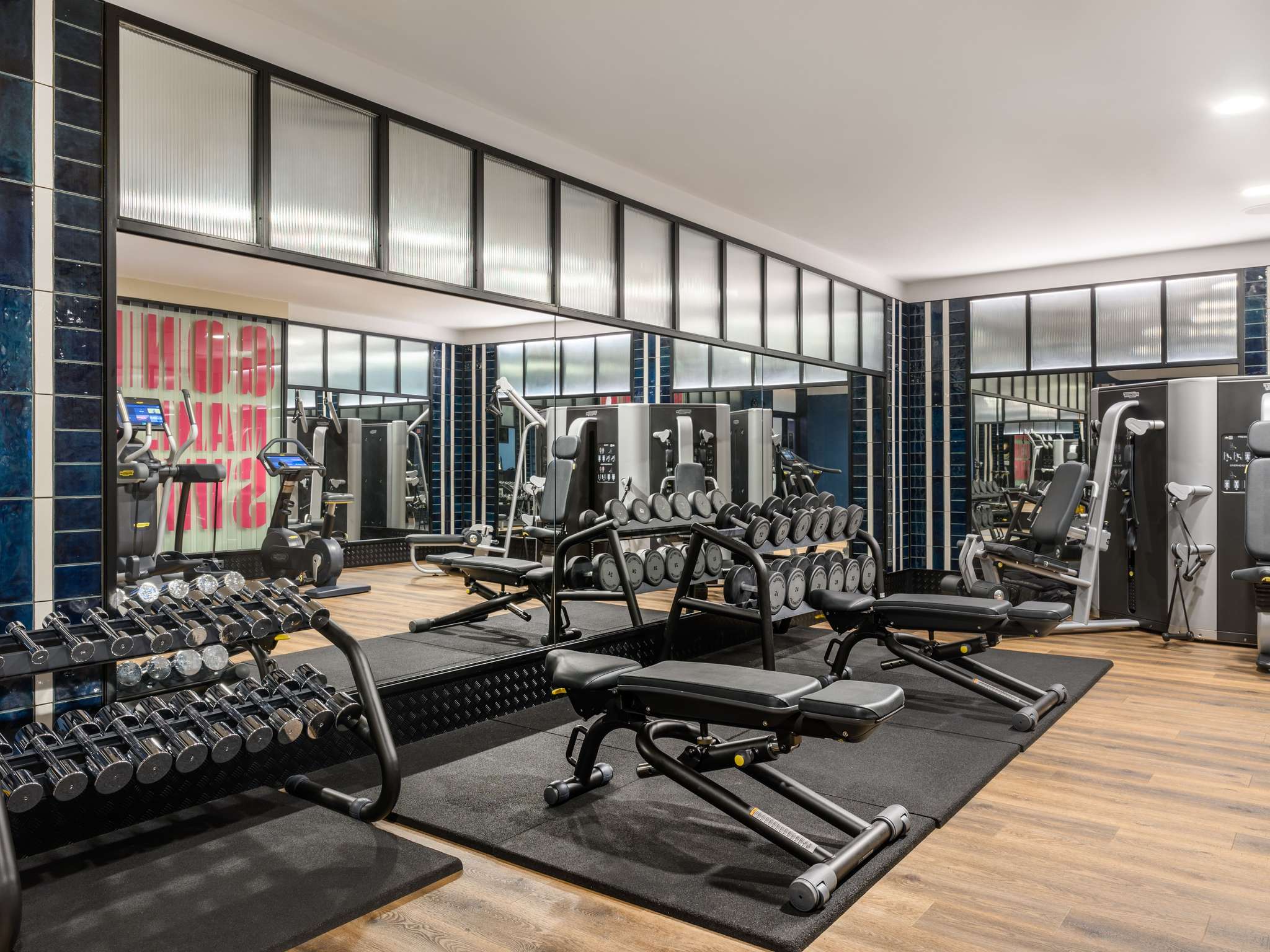 Pullman Budapest - ALL