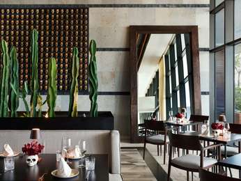 SLS PLAYA MUJERES - ALL