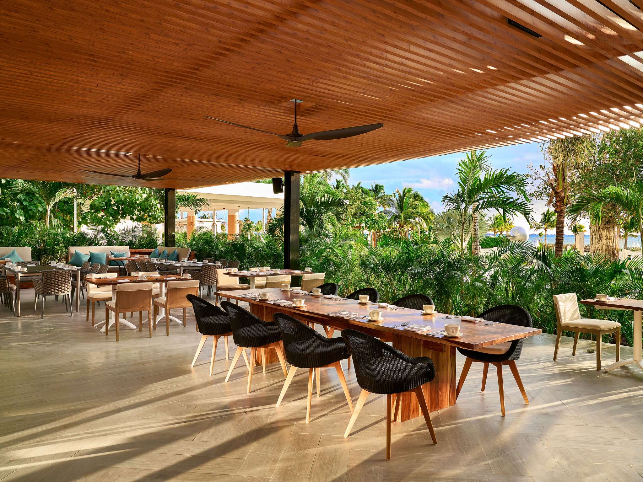 SLS PLAYA MUJERES - ALL
