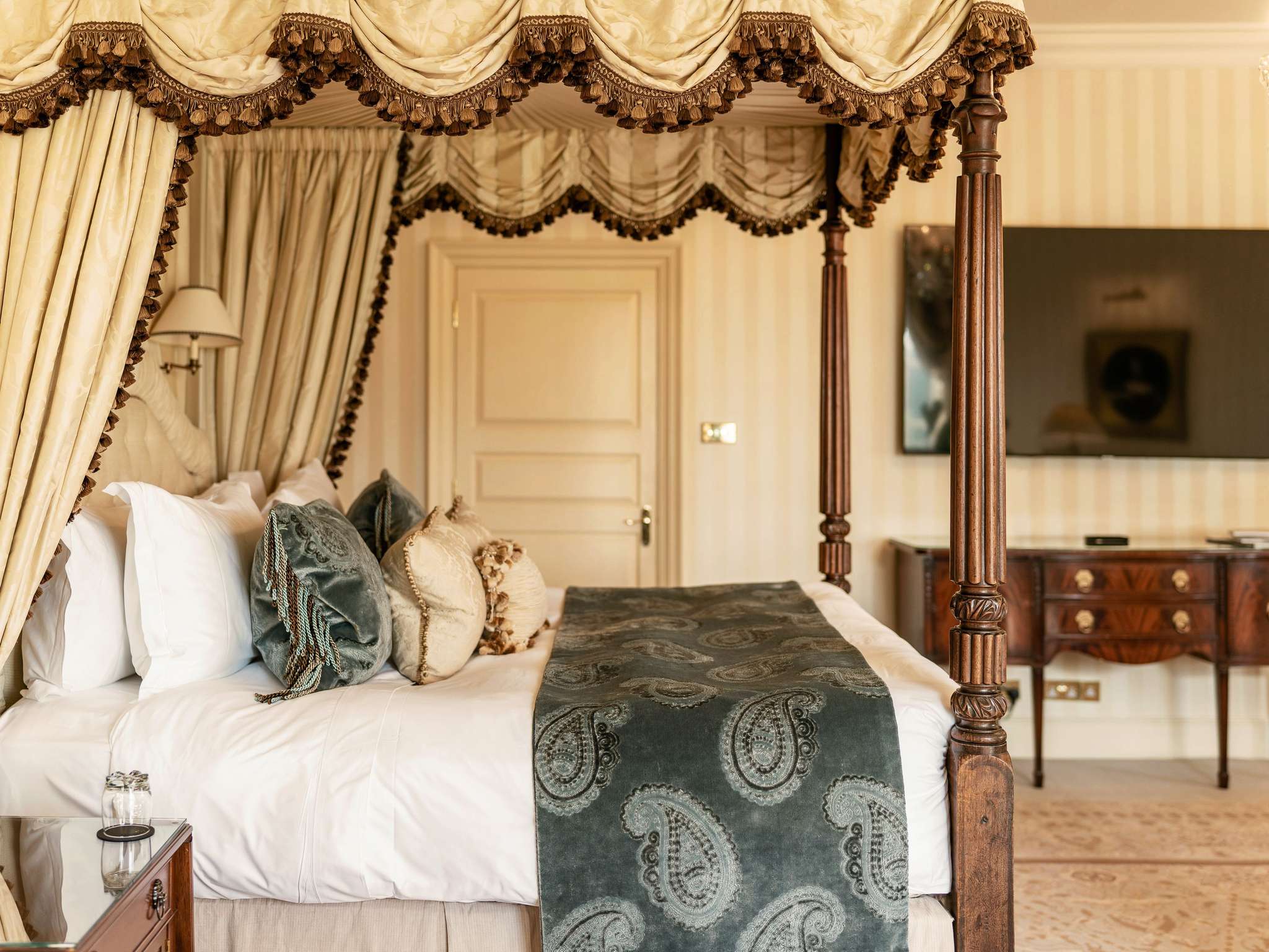 Lucknam Park Emblems Collection - Spa Hotel near Bath | ALL - ALL